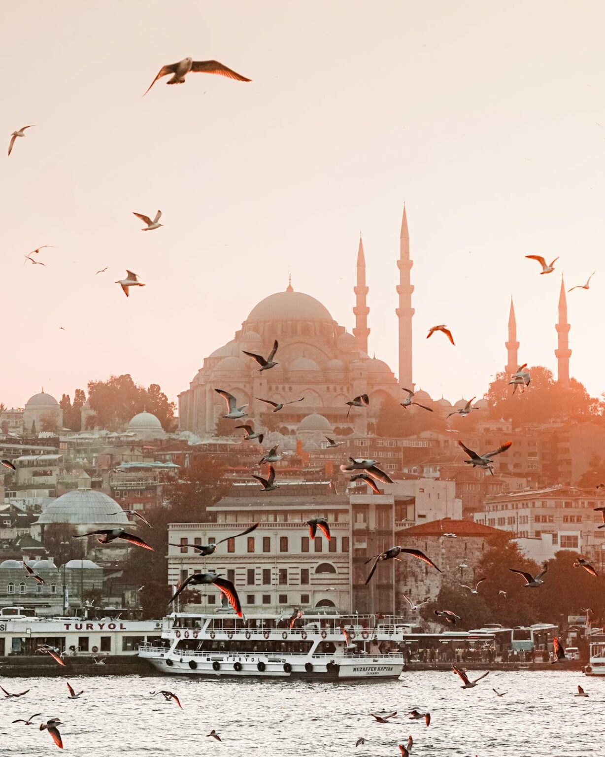 De Paris à Istanbul en Train : L’Épopée Légendaire de l’Orient-Express ...